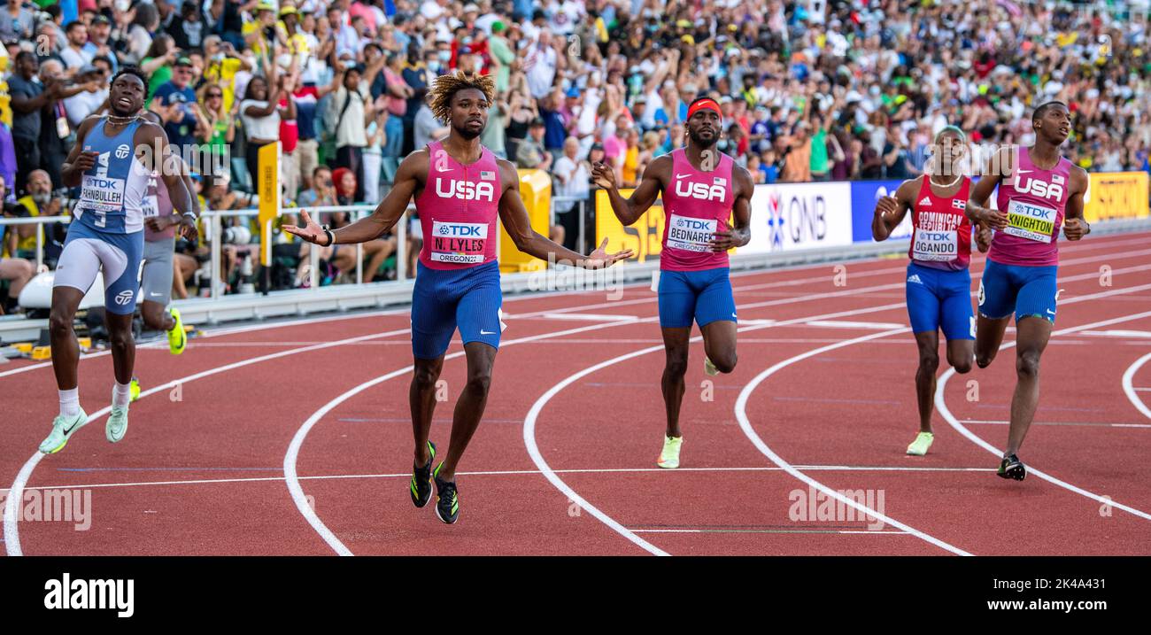 Noah Lyles, Kenneth Bednarek und Erriyon Knighton aus den USA treten im Finale der Männer 200m ...