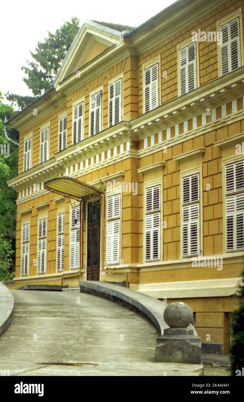 Schloss savarsin -Fotos und -Bildmaterial in hoher Auflösung – Alamy