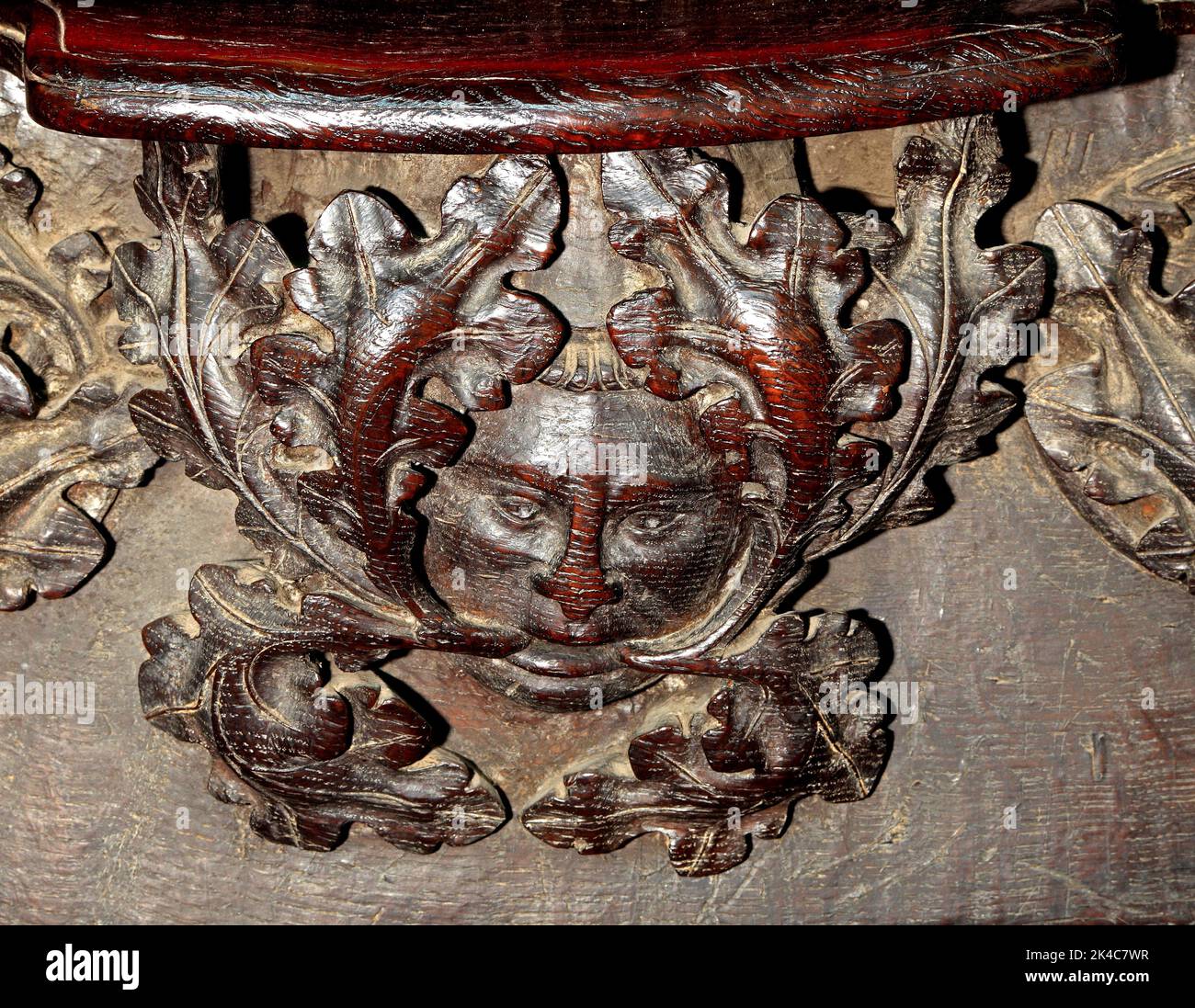 14th century medieval misericord -Fotos und -Bildmaterial in hoher ...