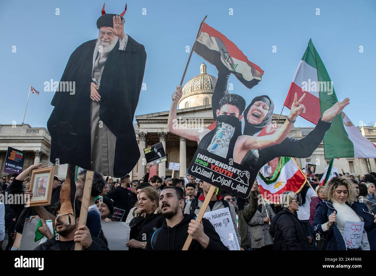 Frau, Leben, Freiheit“: Der Londoner Protest gegen den Iran zieht ...