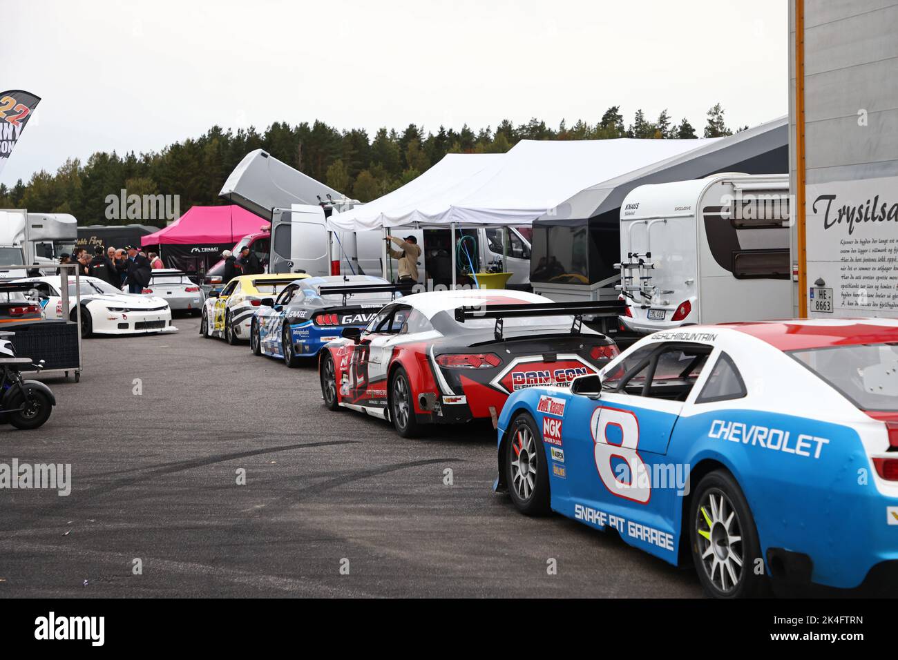 Mantorp park rennstrecke -Fotos und -Bildmaterial in hoher Auflösung ...