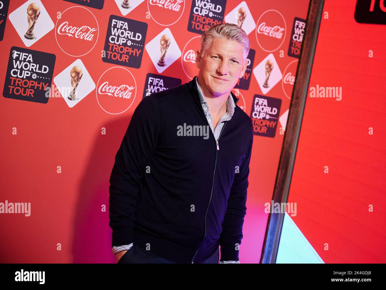 Berlin, Deutschland. 02. Oktober 2022. Bastian Schweinsteiger kommt zur ...