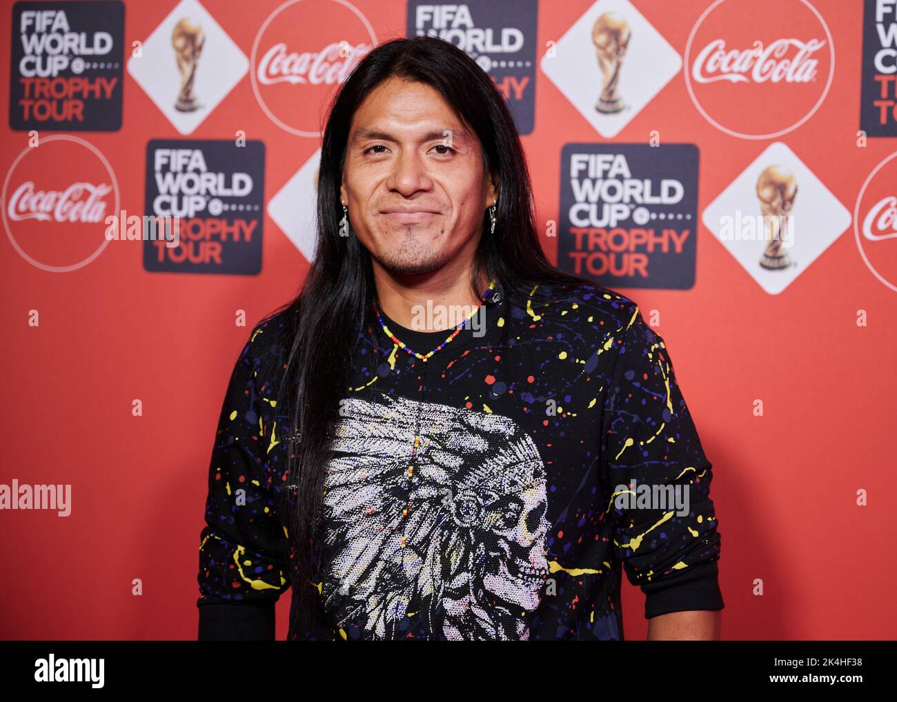 Berlin, Deutschland. 02. Oktober 2022. Leo Rojas, Musiker, kommt zur ...
