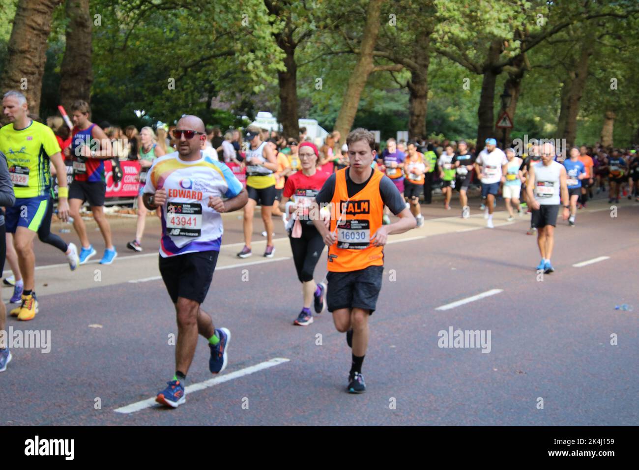 St. James Park & Birdcage Walk, London, Großbritannien. 10. Oktober ...