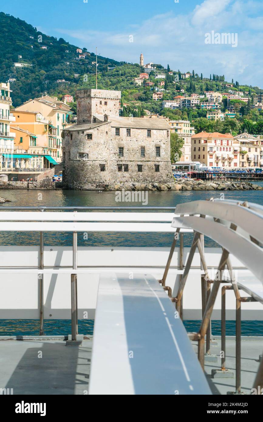 Castello sul Mare Castle on the Sea), erbaut im 16.. Jahrhundert, um ...