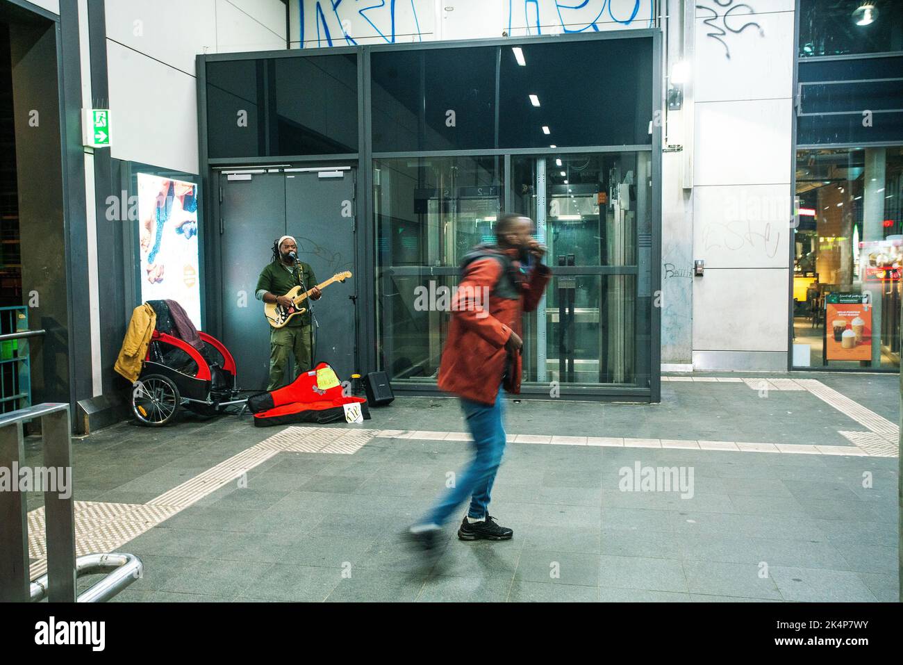 Im reggae stil -Fotos und -Bildmaterial in hoher Auflösung – Alamy