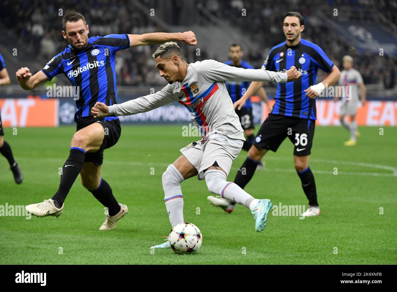 Raphael dias belloli alias raphinha -Fotos und -Bildmaterial in hoher ...