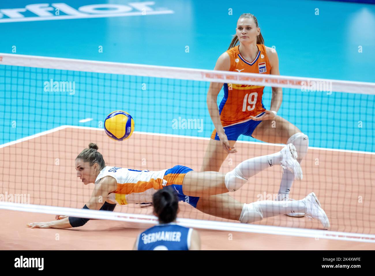 ROTTERDAM - Nika Daalderop und Myrthe Schoot aus den Niederlanden im ...