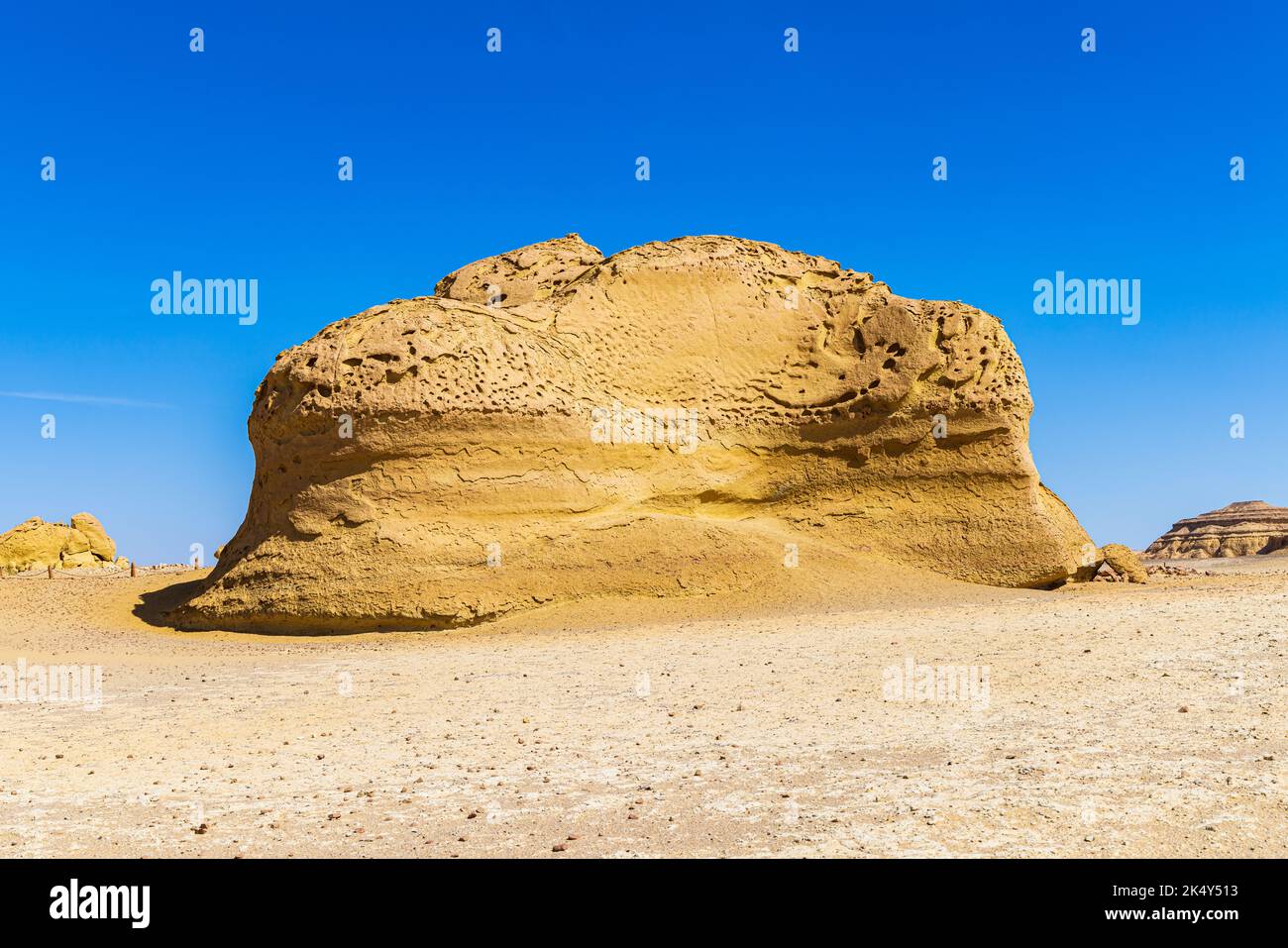 Wadi al Hitan, Faiyum, Ägypten. Erodierte Felsen entlang des ...