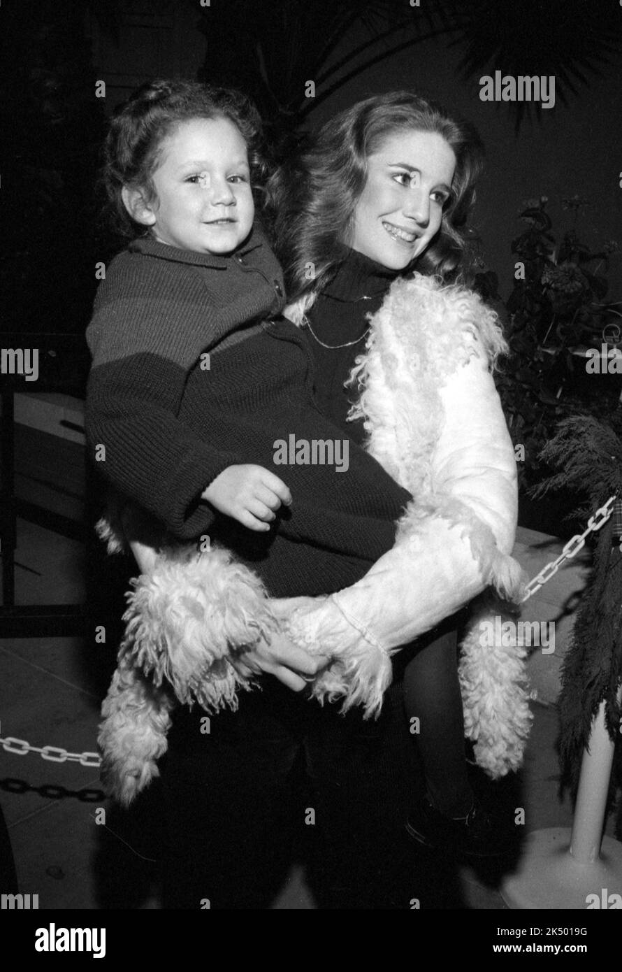 Melissa Gilbert und Sara Gilbert um die 1980er Jahre Credit: Ralph ...