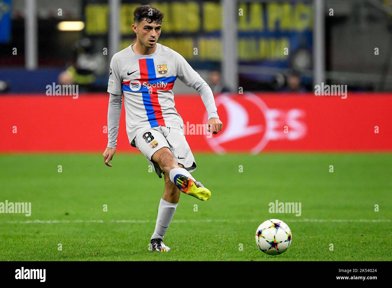 Pedro gonzalez lopez alias pedri -Fotos und -Bildmaterial in hoher ...