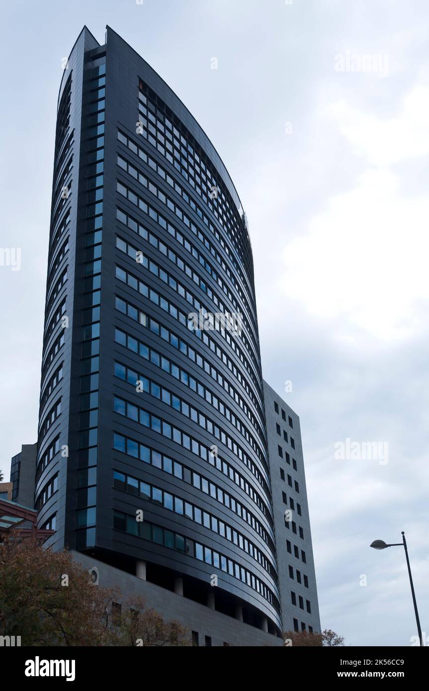 Edificio iberdrola -Fotos und -Bildmaterial in hoher Auflösung – Alamy