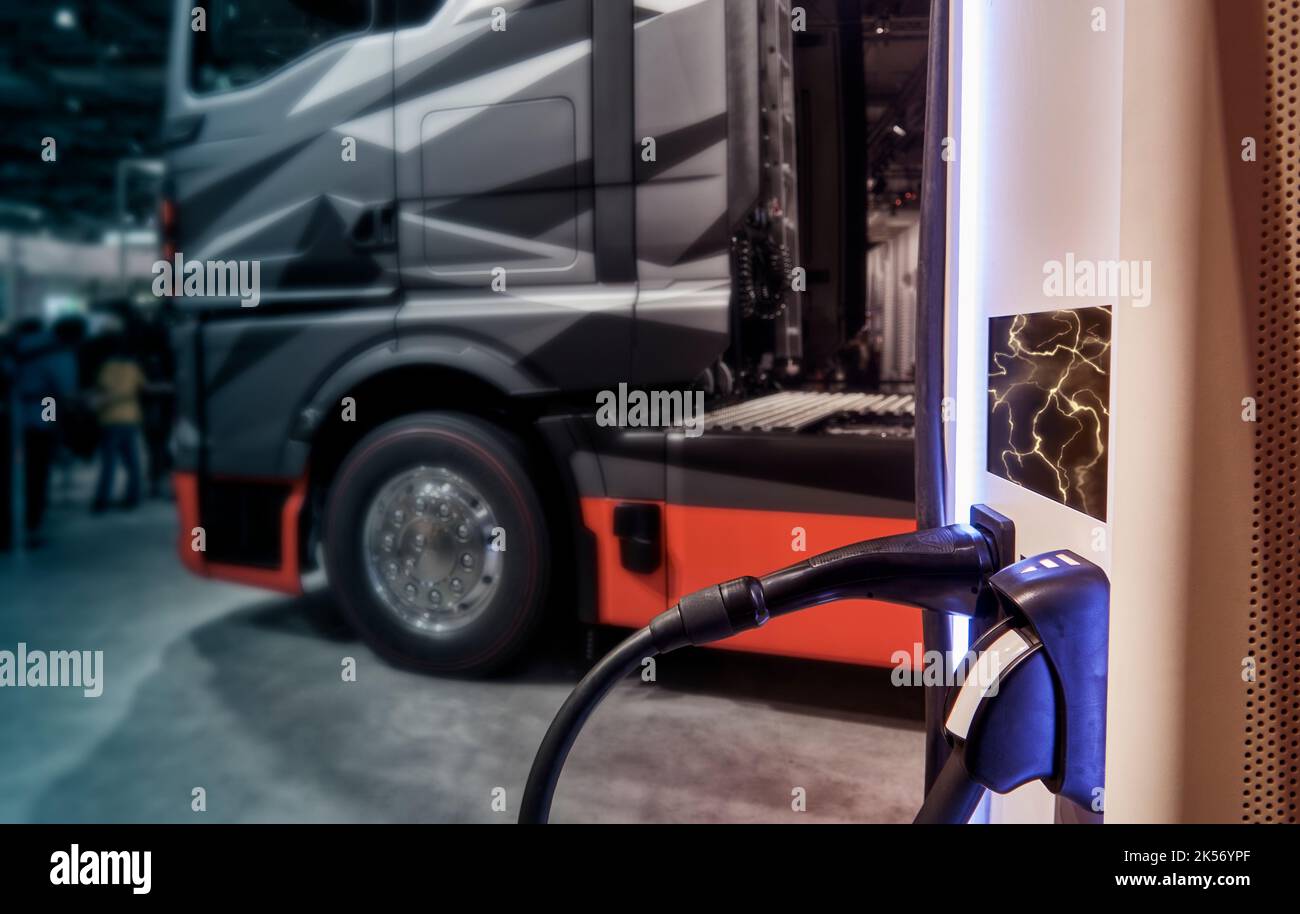 Ladesäule für lkw -Fotos und -Bildmaterial in hoher Auflösung – Alamy