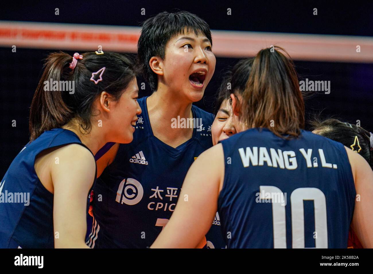 ROTTERDAM, NIEDERLANDE - 6. OKTOBER: Yuanyuan Wang aus China beim Pool E Phase 2 Spiel zwischen ...