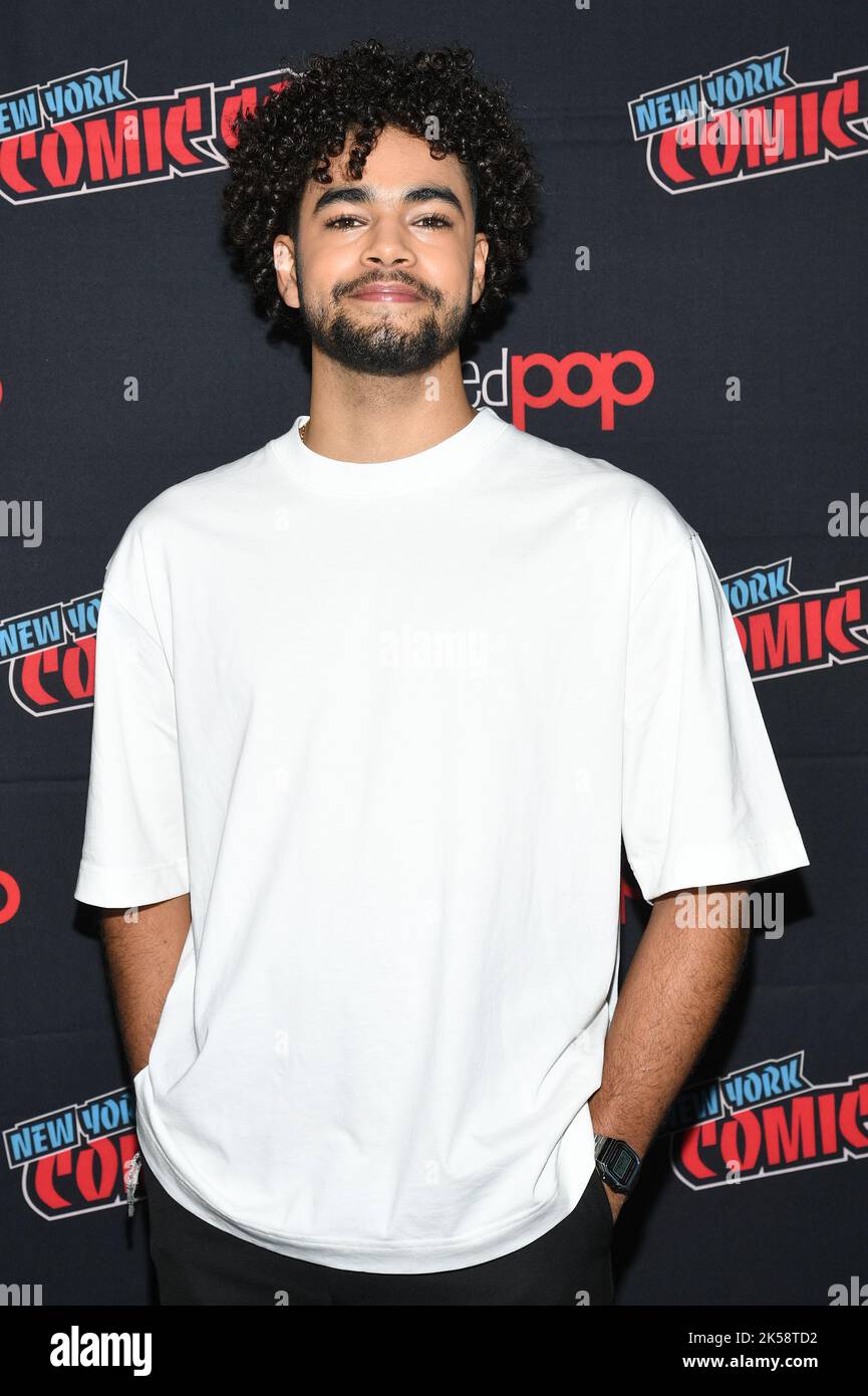 New York, NY, 6. Oktober 2022. Schauspieler Amir Wilson posiert beim ...