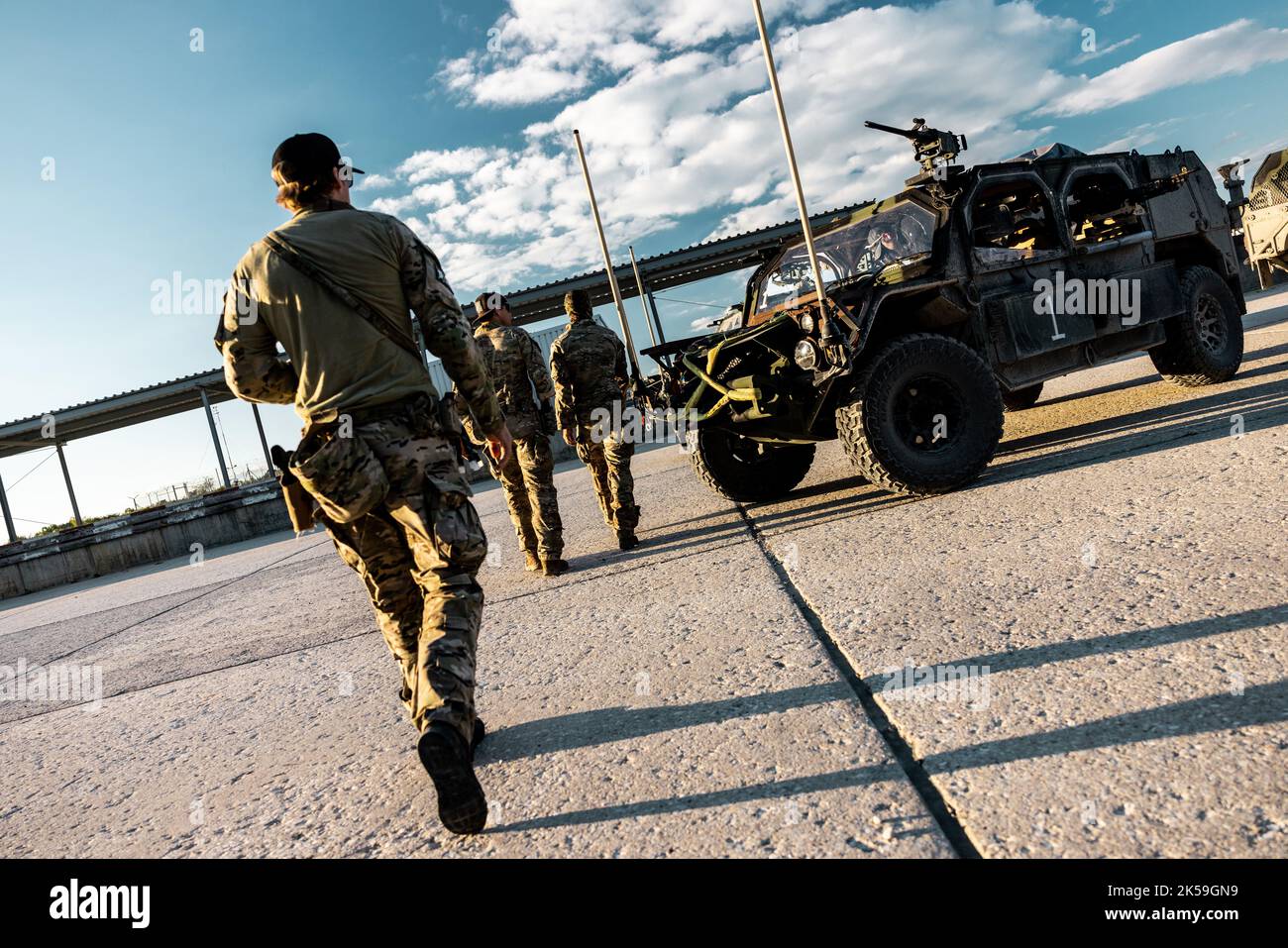 45 commando royal marines -Fotos und -Bildmaterial in hoher Auflösung ...