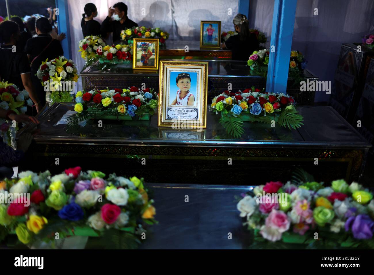 Nach einer Massenerschießung in der Stadt Uthai Sawan in der Provinz ...