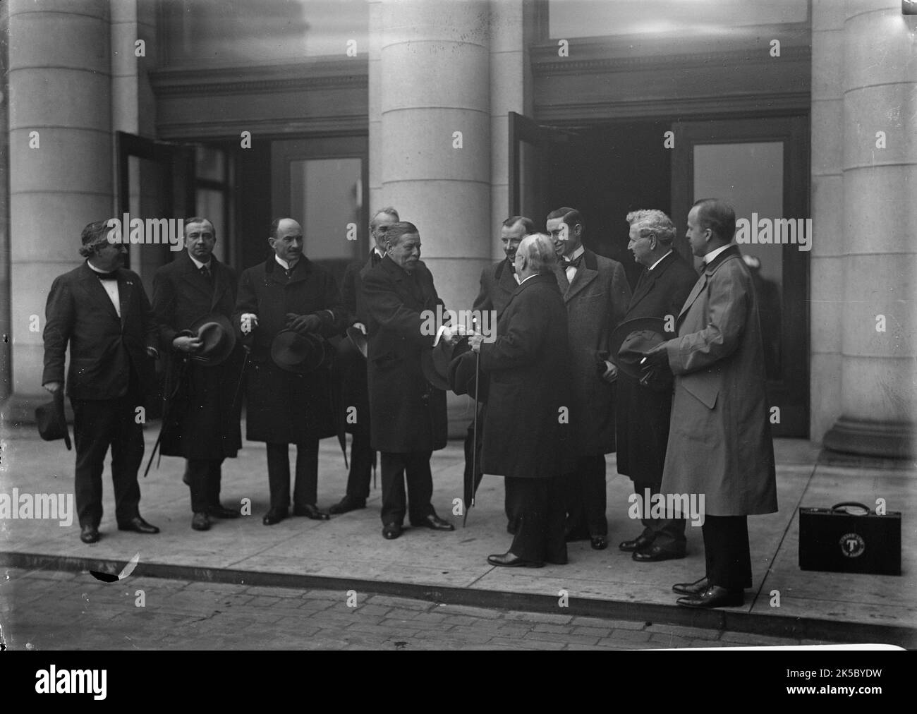 Hugh simons gibson -Fotos und -Bildmaterial in hoher Auflösung – Alamy