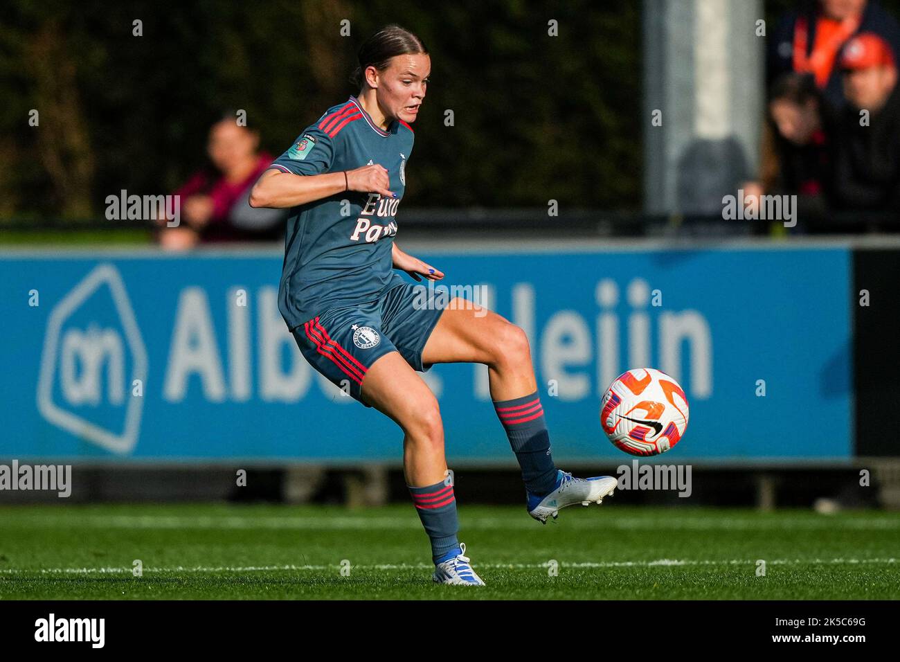 Zeist - Justine Brandau von Feyenoord V1 während des Spiels zwischen ...
