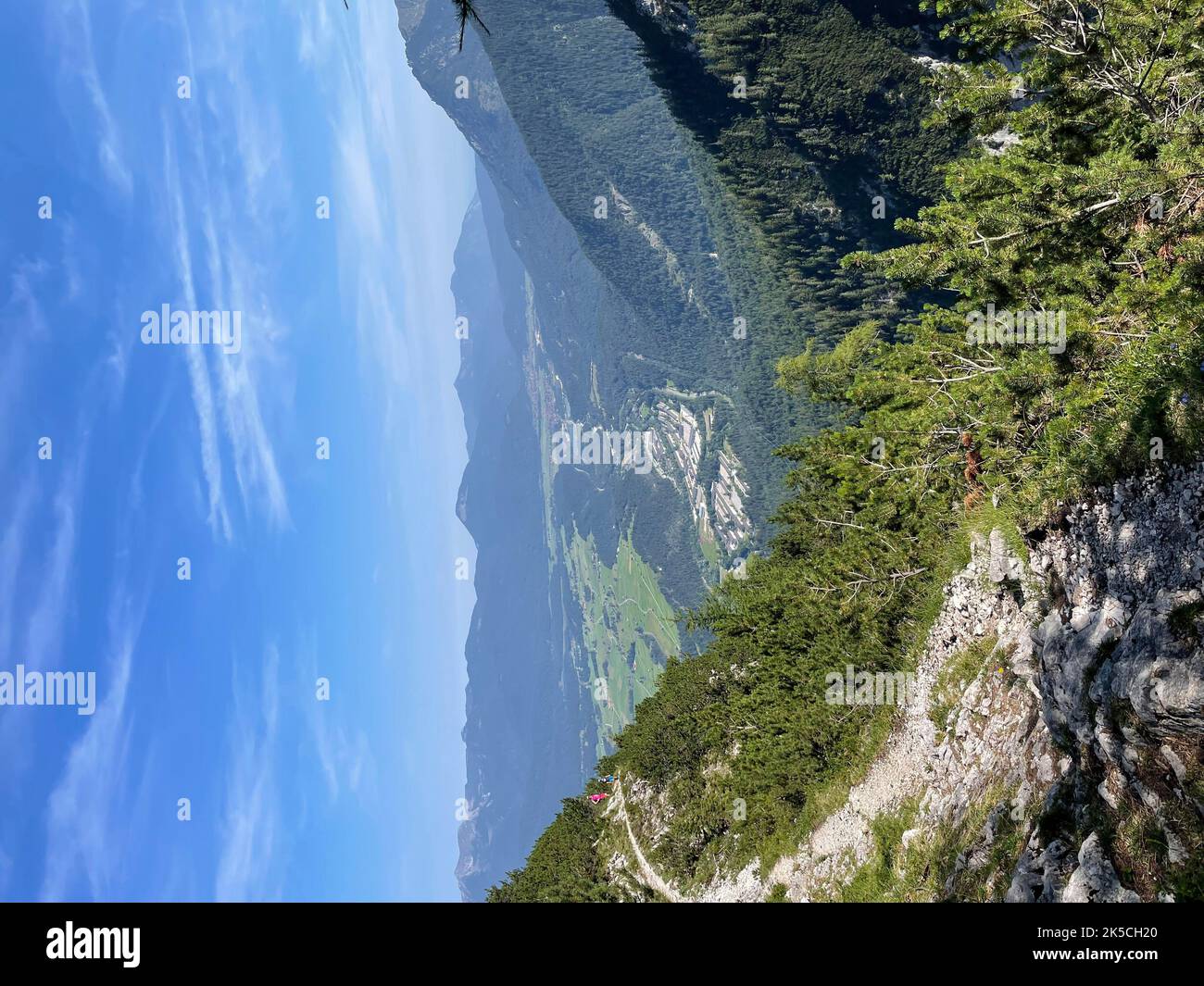 Wanderung zum Gamsegg, Mittenwalder Hütte, Blick auf das obere Isartal ...