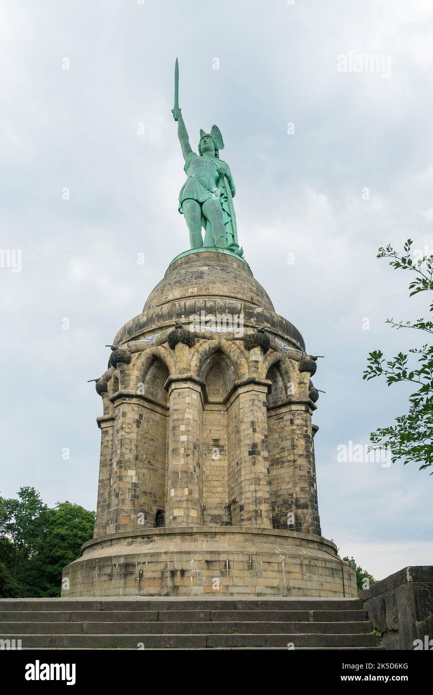 Deutschland, Teutoburger Wald, Hermann-Denkmal, höchste Statue in ...