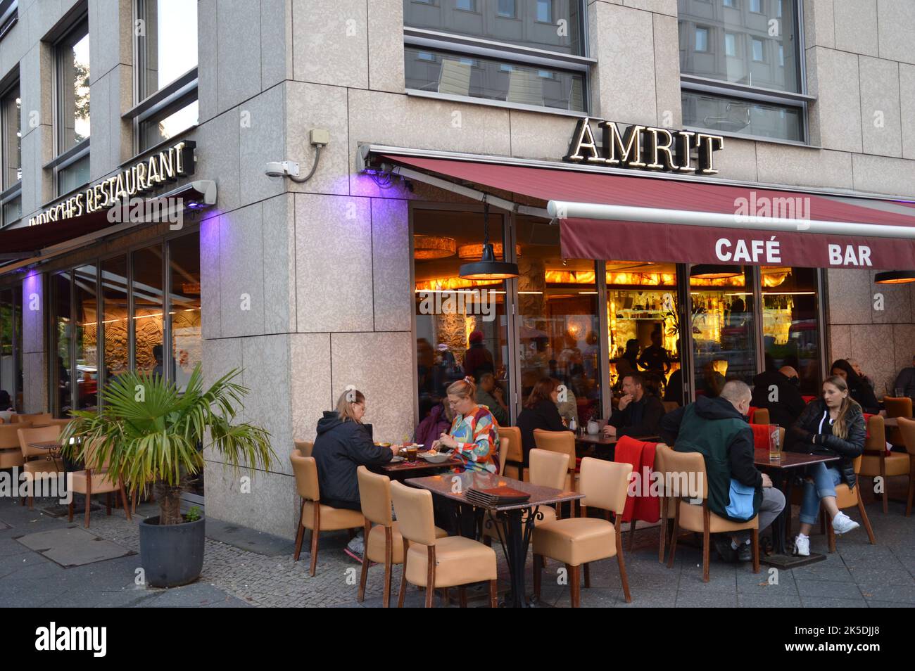 Restaurant amrit -Fotos und -Bildmaterial in hoher Auflösung – Alamy