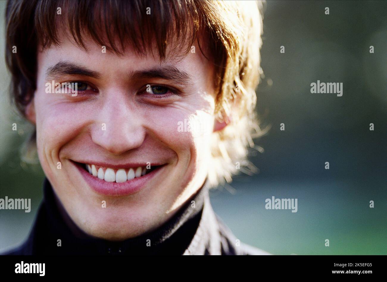 Tv screen sky 1 -Fotos und -Bildmaterial in hoher Auflösung – Alamy