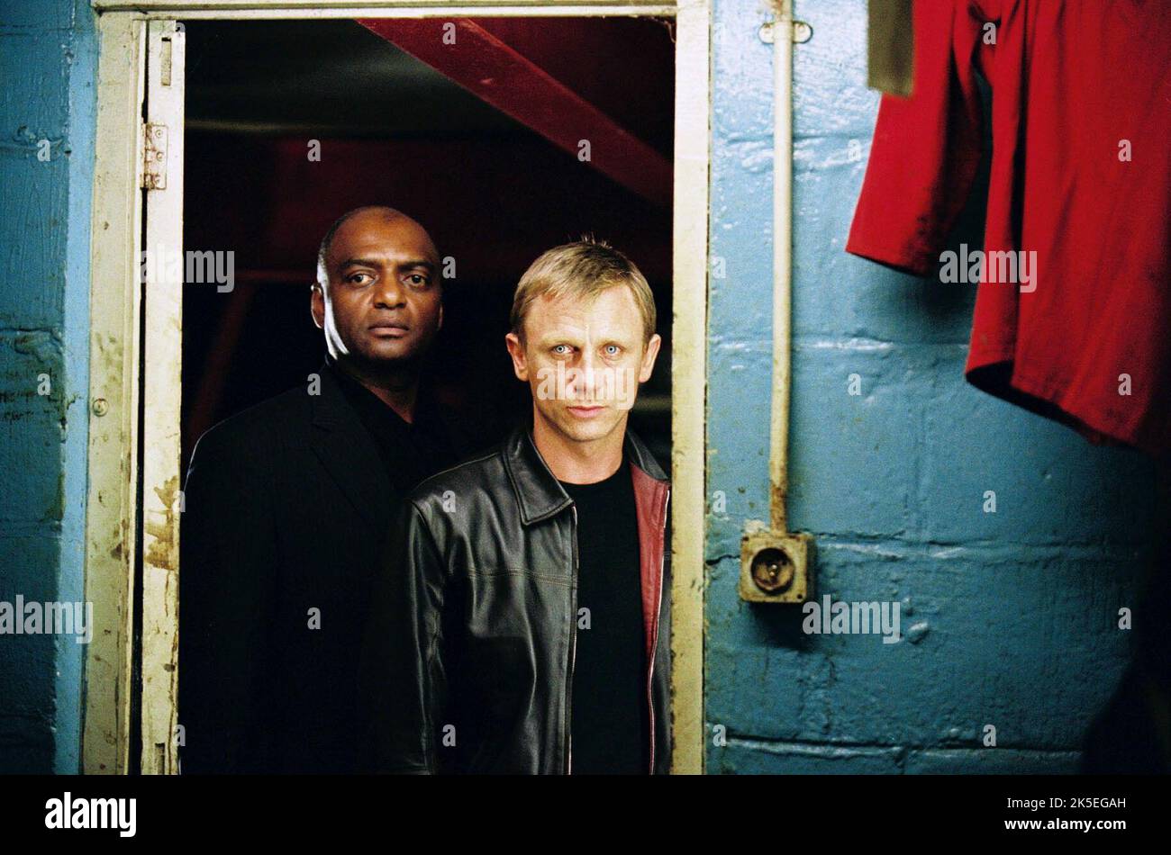 Layer cake daniel craig -Fotos und -Bildmaterial in hoher Auflösung – Alamy