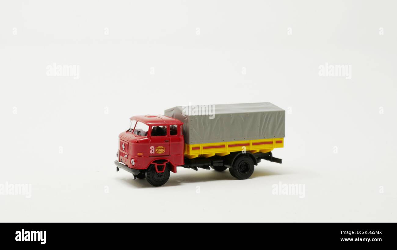 Automodell DDR IFA W50 Doppelkabine Pritsche mit Plane MINOL, Espewe ...