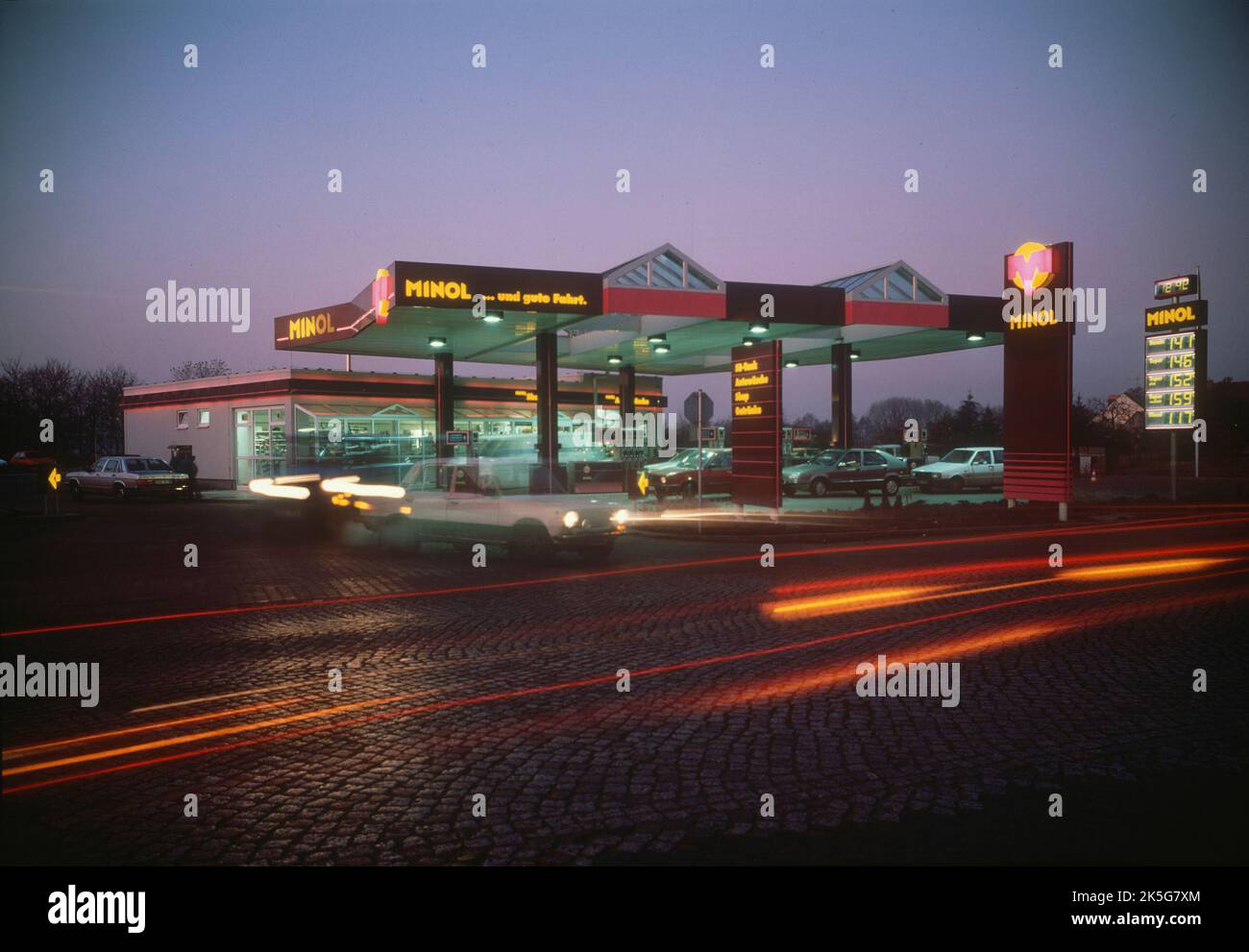 Minol tankstelle -Fotos und -Bildmaterial in hoher Auflösung – Alamy