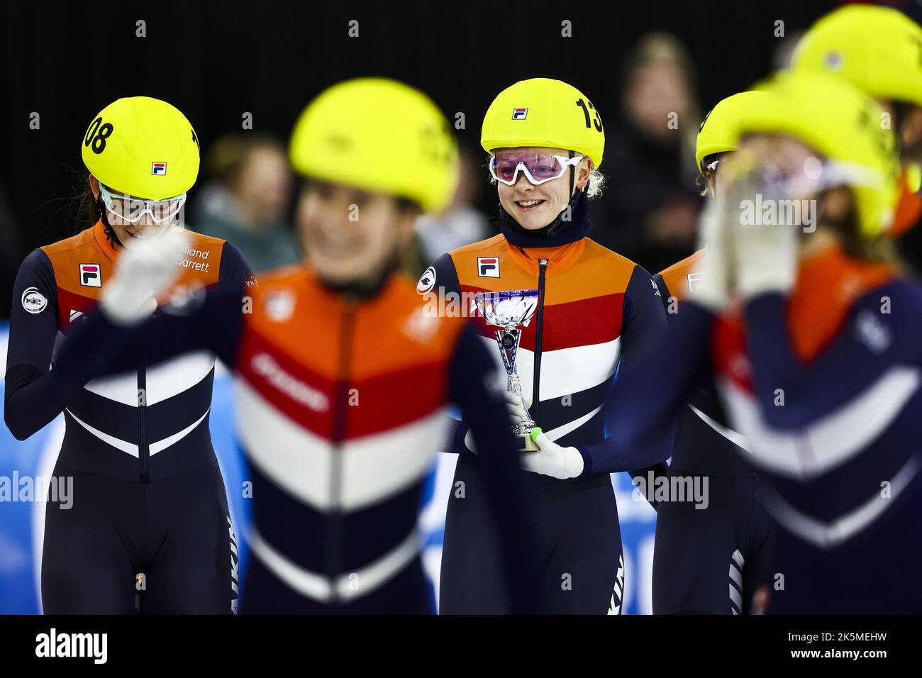 Heerenveen - Short Tracker Selma Poutsma und das Siegerteam legen in ...