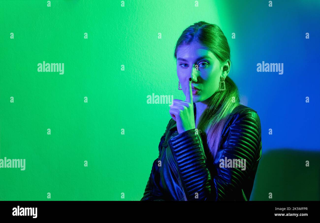 Hör auf zu reden -Fotos und -Bildmaterial in hoher Auflösung – Alamy