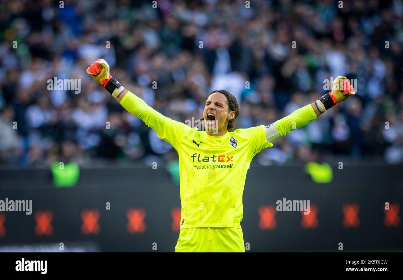 Mönchengladbach, 09.10.2022 Torjubel: Torwart Yann Sommer (BMG ...