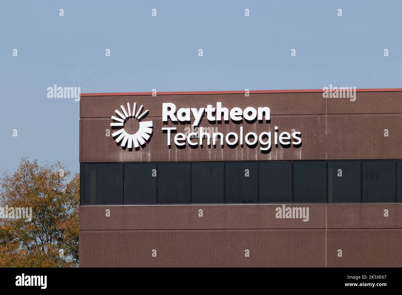 Indianapolis - circa Oktober 2022: Raytheon Intelligence and Space ...