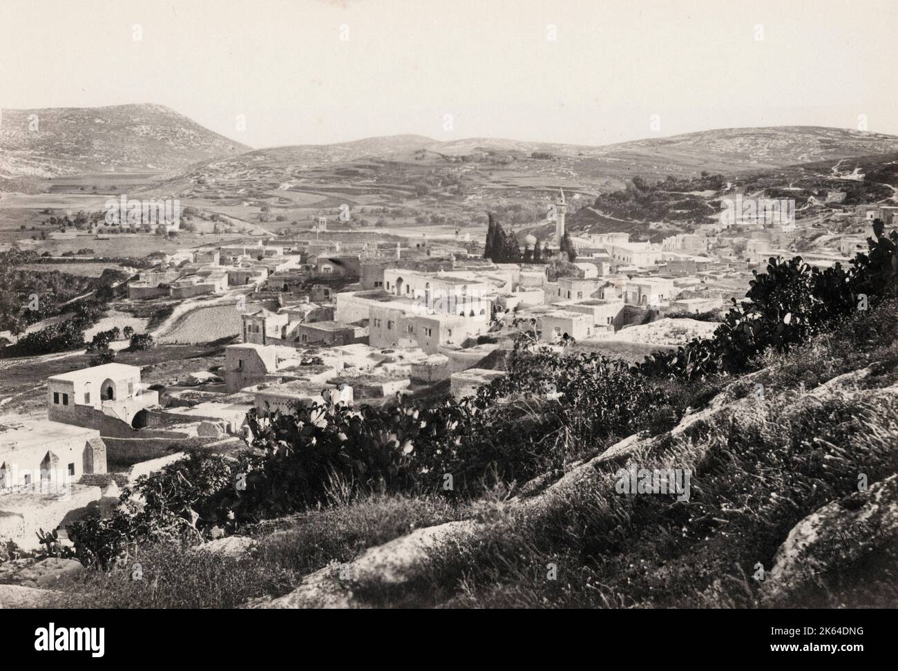 Vintage-Foto aus dem 19.. Jahrhundert: Nazareth aus dem Nordwesten, von ...