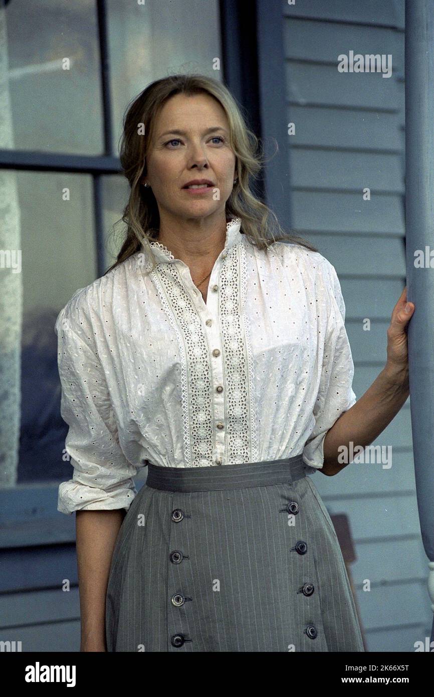 Annette benning -Fotos und -Bildmaterial in hoher Auflösung – Alamy