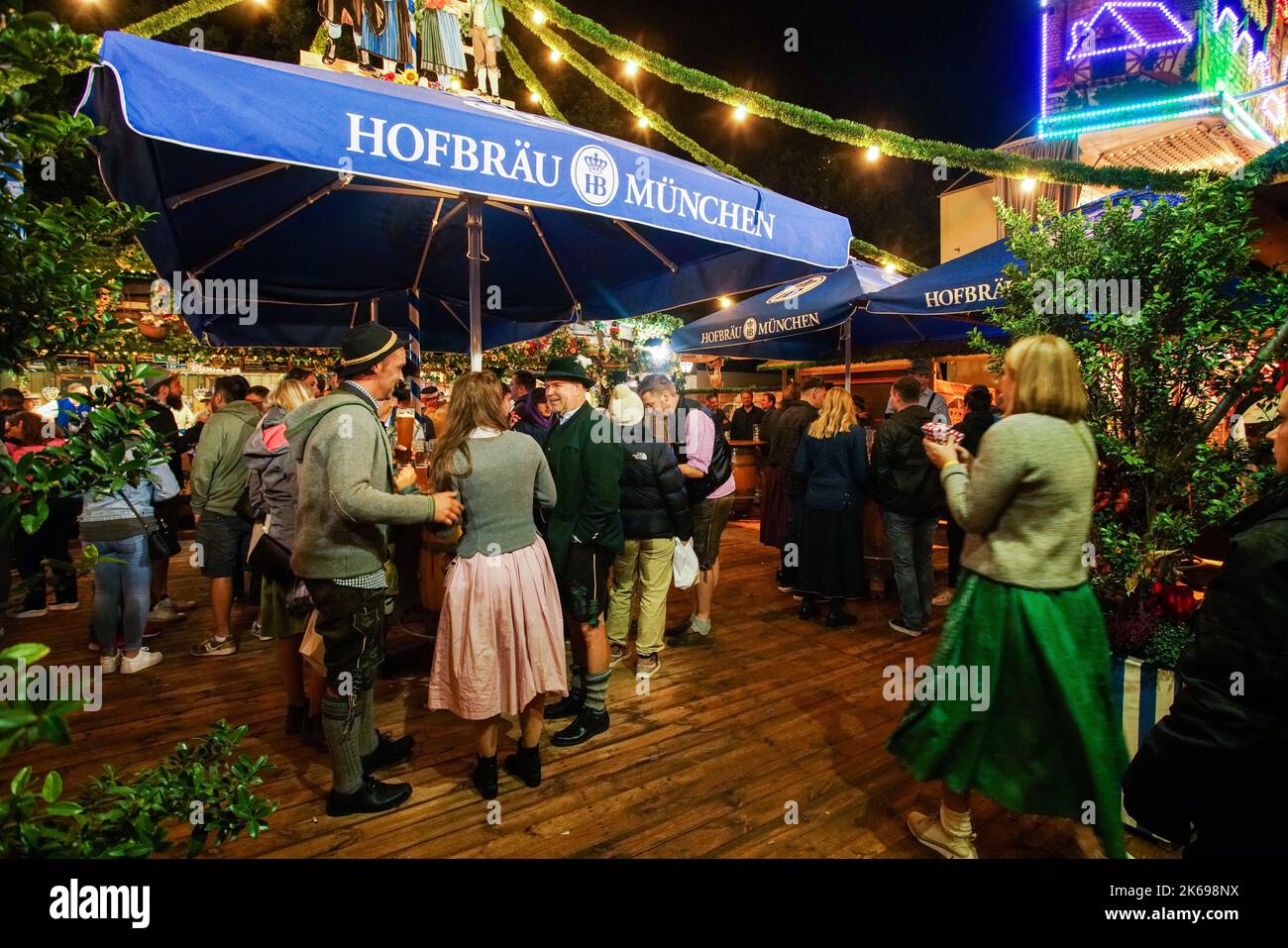 09-17-2022 München, Deutschland. Oktoberfest - Bierfest in München ...