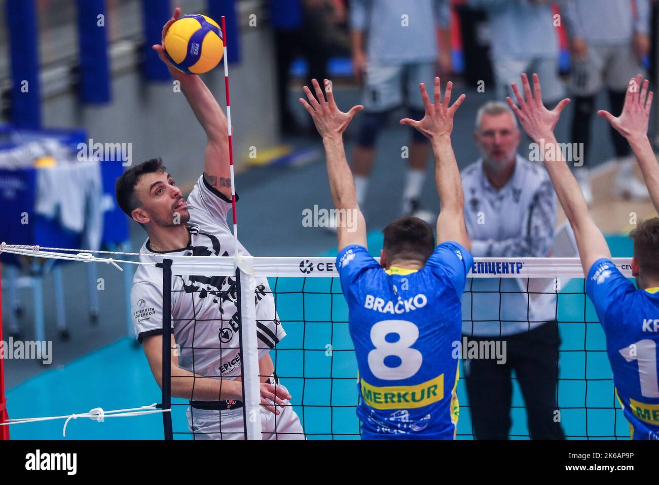 Merkur maribor -Fotos und -Bildmaterial in hoher Auflösung – Alamy