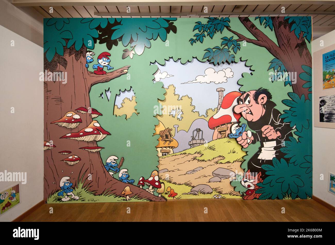 Cartoon mit Schlümpfen (1958 von Peyo erstellt) im Comics Art Museum ...