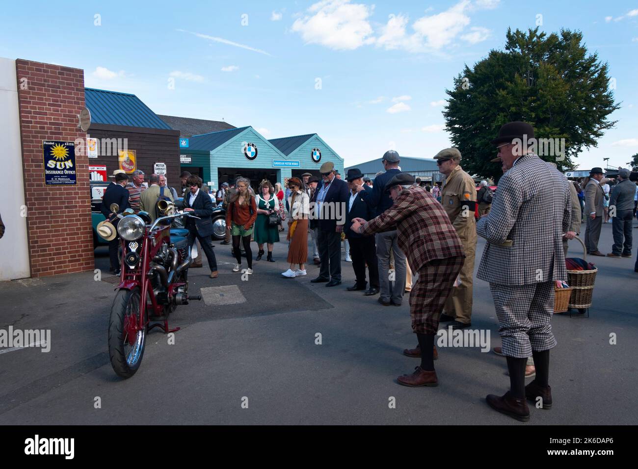 Das fliegende millyard motorrad -Fotos und -Bildmaterial in hoher ...
