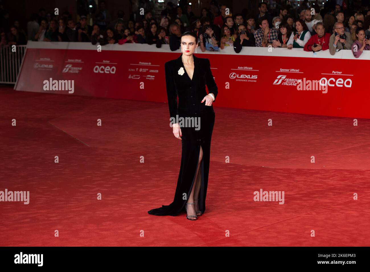 Italienische schauspielerin benedetta porcaroli -Fotos und -Bildmaterial in hoher Auflösung ...