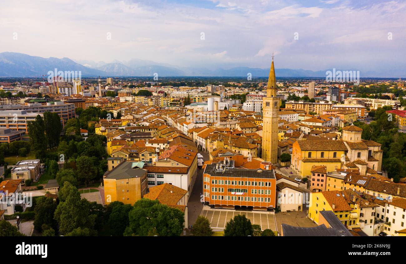 Pordenone luftbild -Fotos und -Bildmaterial in hoher Auflösung – Alamy