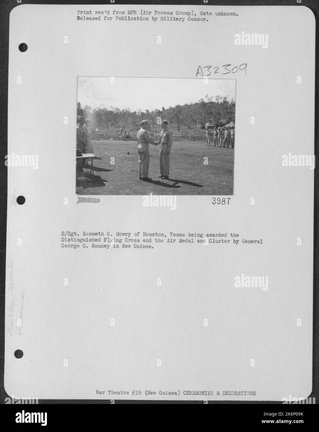 George c kenney -Fotos und -Bildmaterial in hoher Auflösung – Alamy