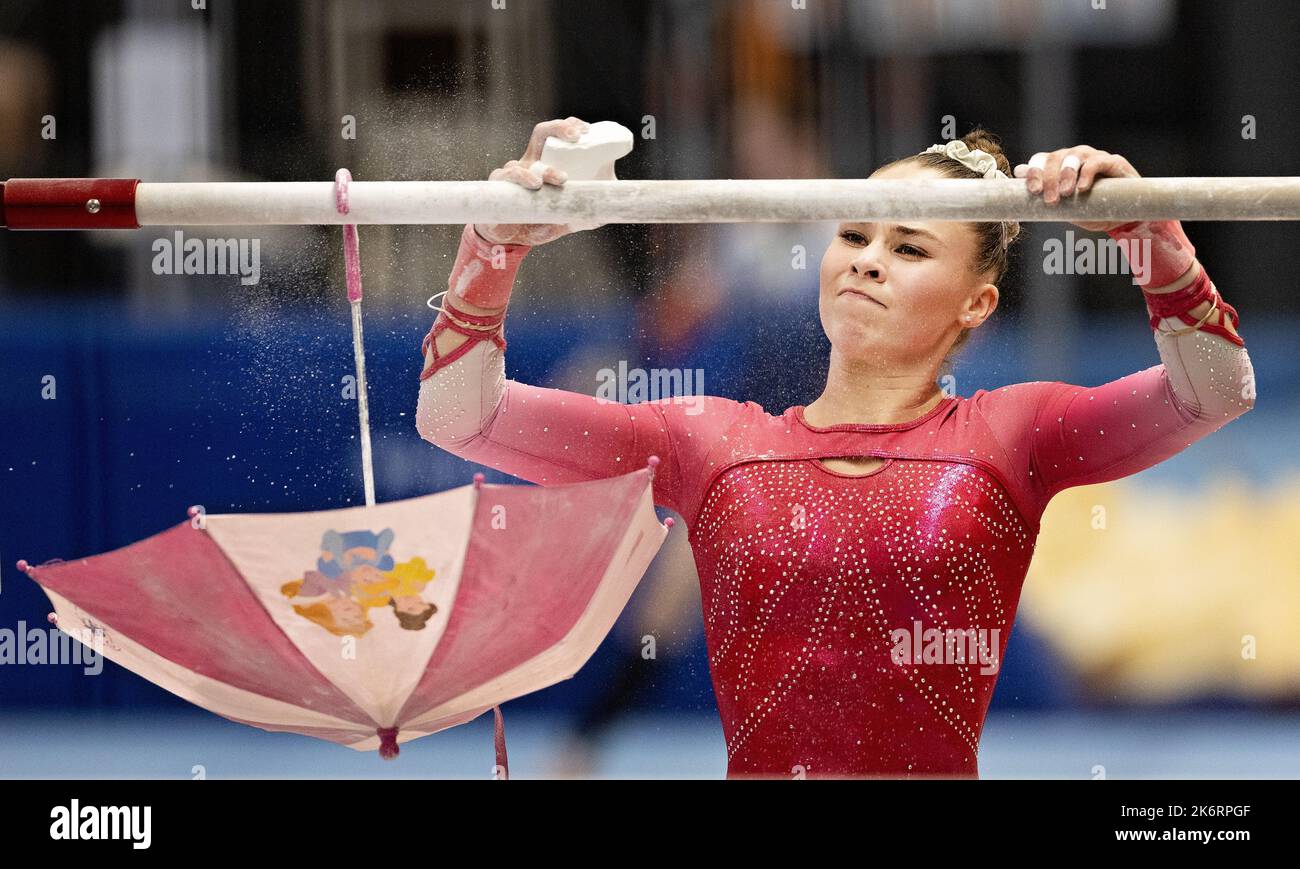 ROTTERDAM - Eythora Thorsdottir beim zweiten Qualifikationsspiel für ...