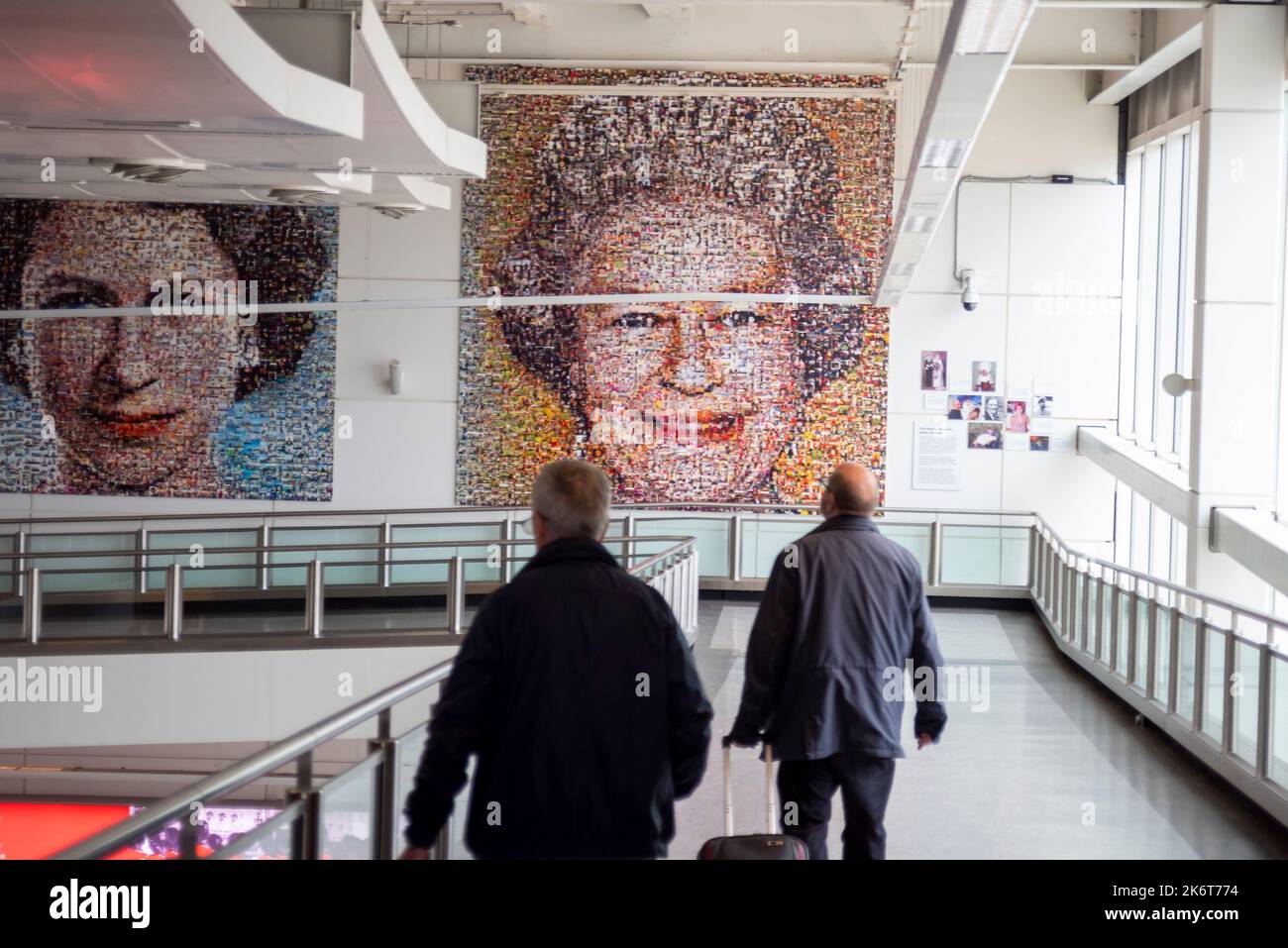 Das Mosaik der Volksmonarchen. Kunstwerke von Queen Elizabeth II, die ...