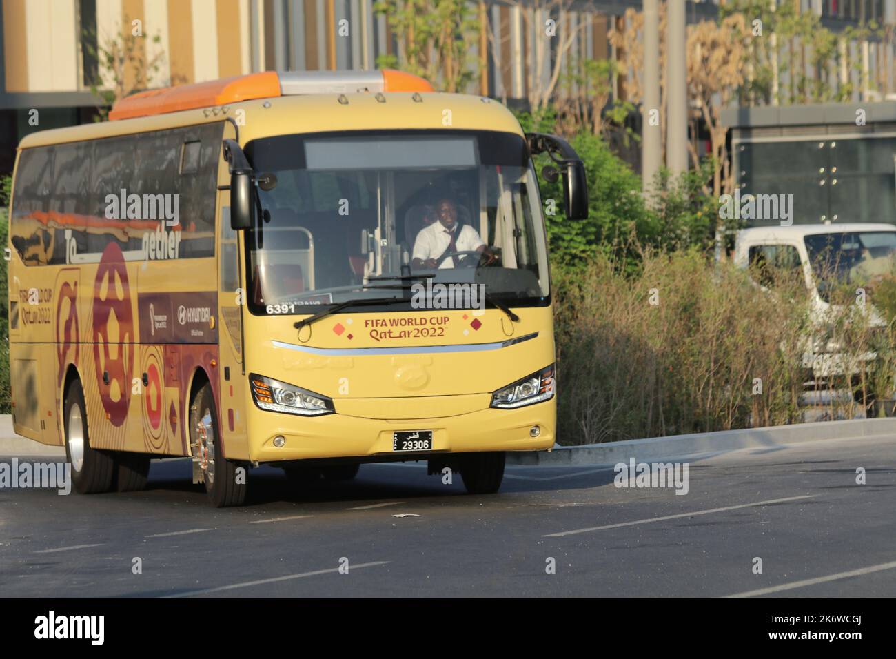 Blick auf FIFA 2022-Fans Shuttle-Bus für den kostenlosen Transport zum ...
