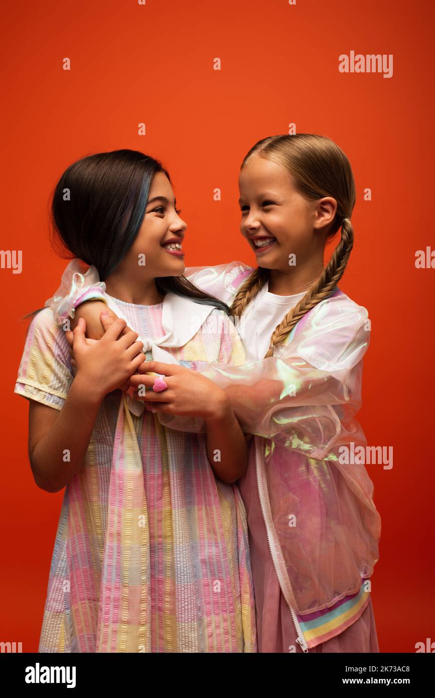 Preteen girls -Fotos und -Bildmaterial in hoher Auflösung – Alamy