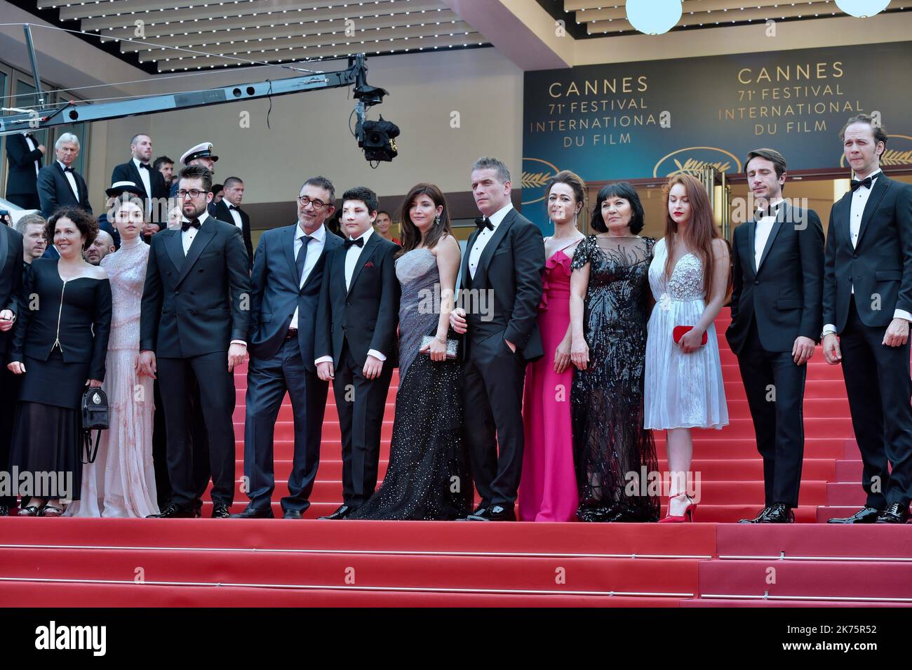 (L-R) Festivaldirektor Pierre Lescure, Schauspieler Serkan Keskin ...