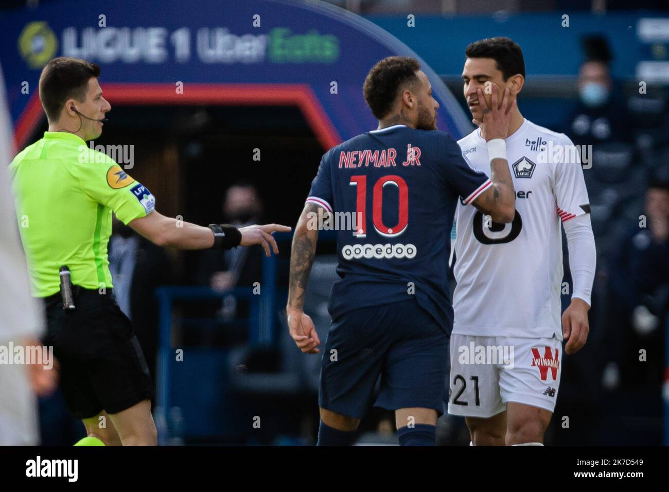 Aurelien Morissard / IP3; ANDRE Benjamin von Lille und NEYMAR JR von ...