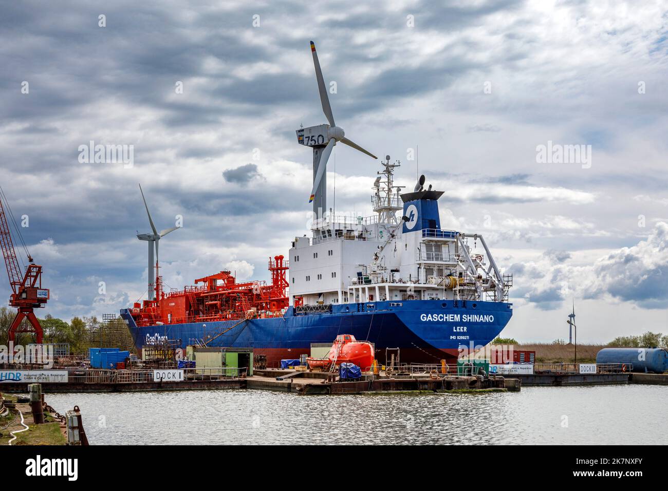 Flüssiggastanker Gaschem Shimano in der Husumer Dock and Repair GmbH ...